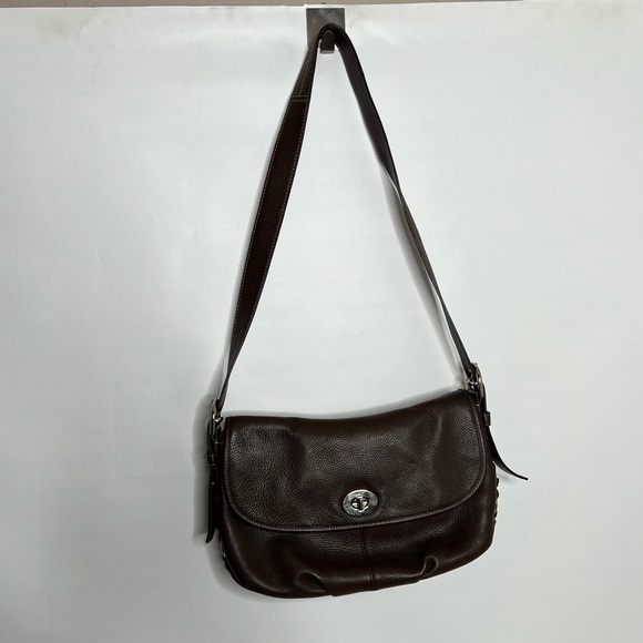 Coach | Bags | Coach Legacy Flap Purse Shoulder Bag 517 Excellent ...